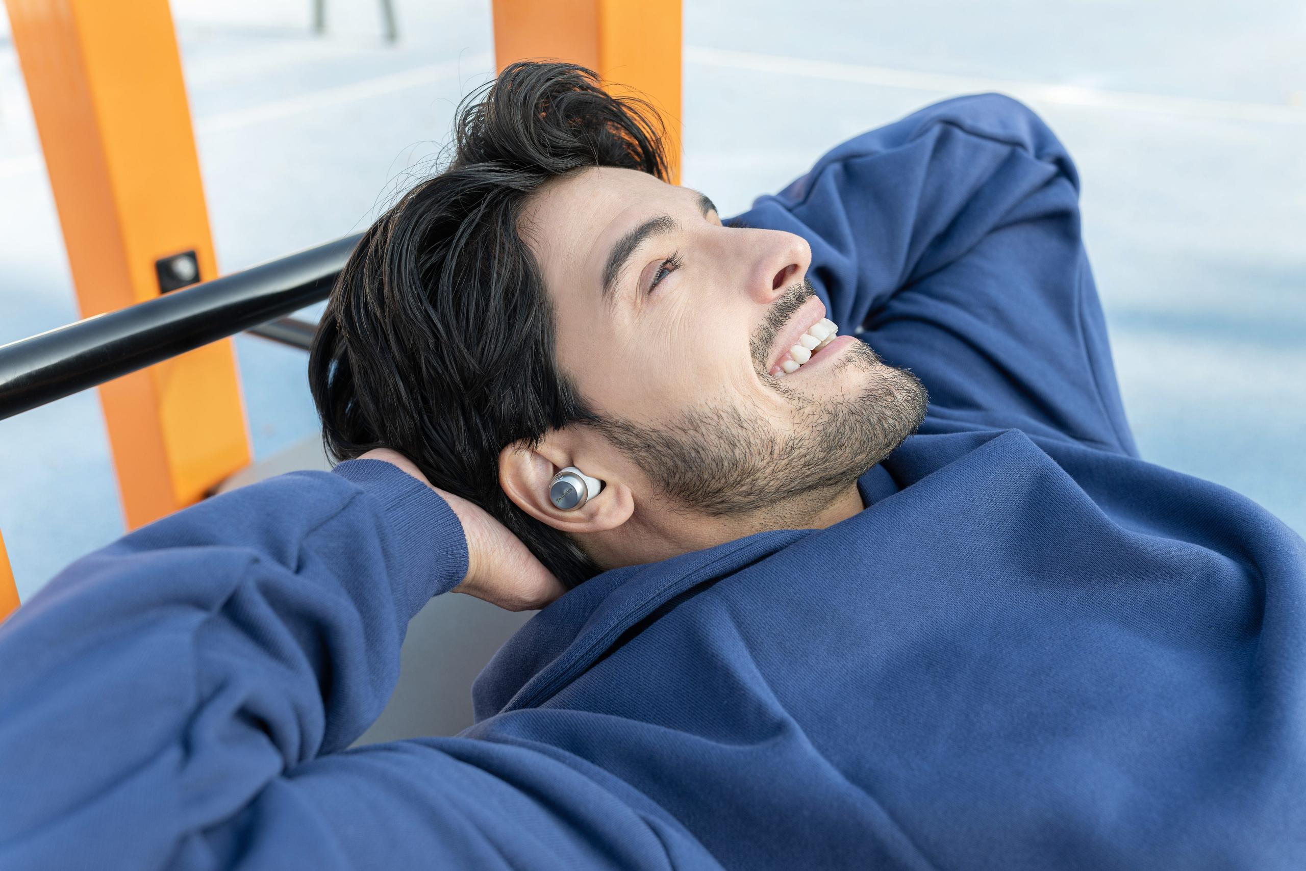 Poly Voyager Free 60+ UC Wireless Earbuds vs Technics Reference Class ...