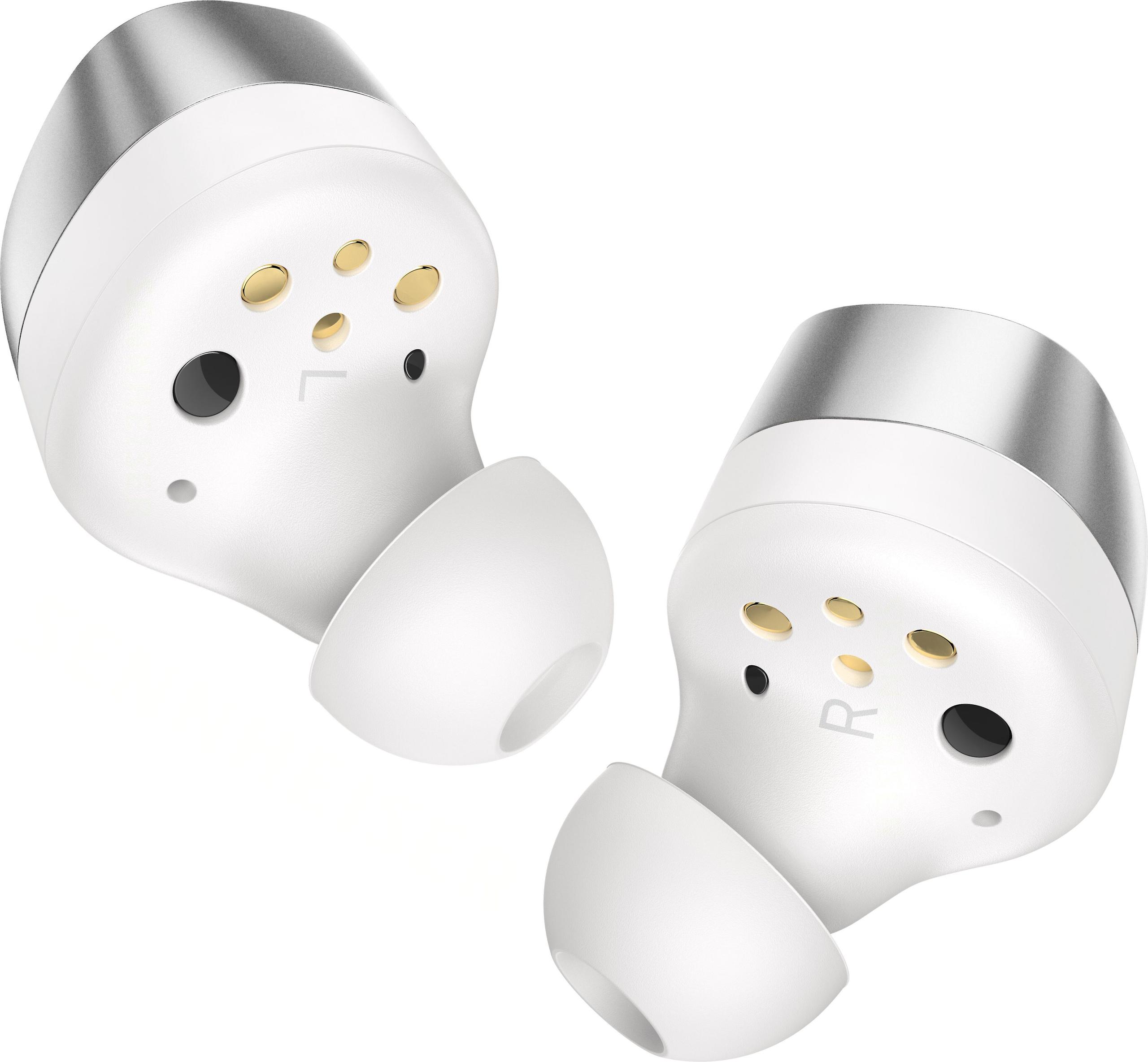 Sennheiser MOMENTUM True Wireless 4 Earbuds vs Technics Reference Class ...