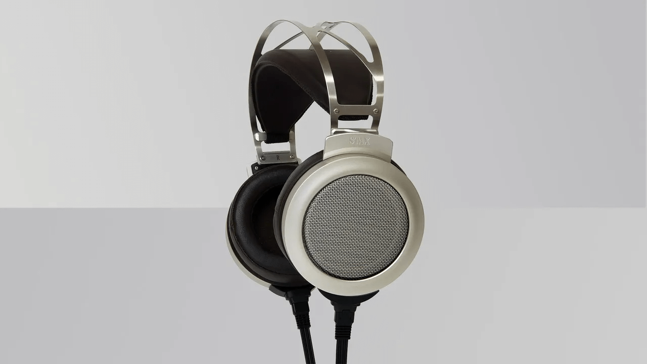STAX SR-007S Electrostatic Headphones Look Retro, Cost $2,200 and You ...