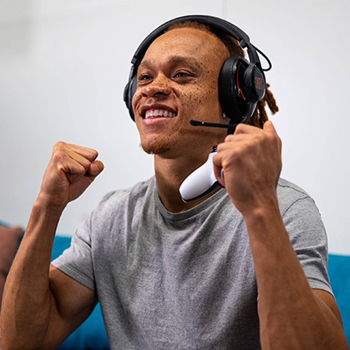 JBL Quantum 910 Wireless Gaming Headset vs Sony WH-1000XM4 Wireless ...