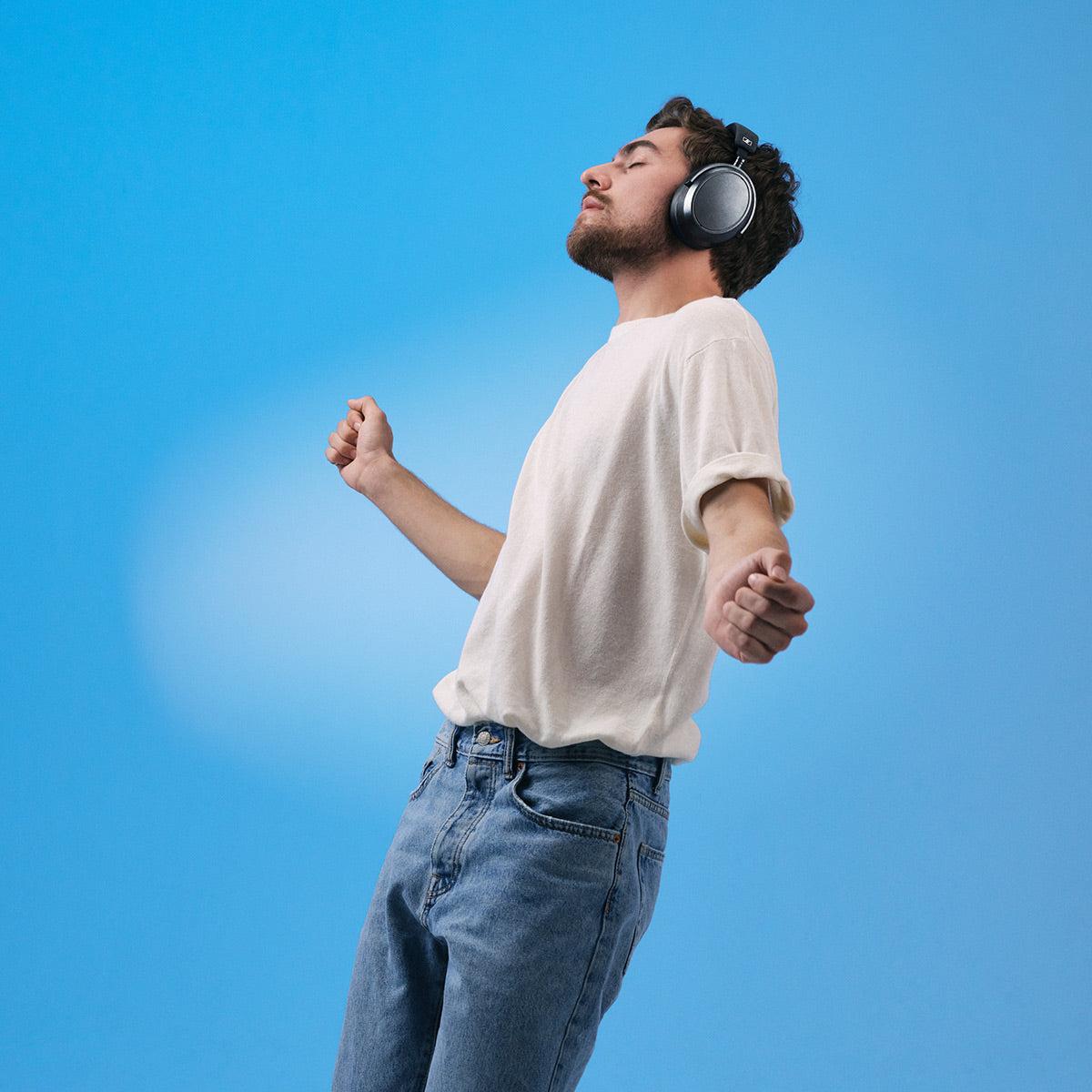 Shure Aonic 50 Gen 2 Wireless Headphones vs Sennheiser Momentum 4 ...