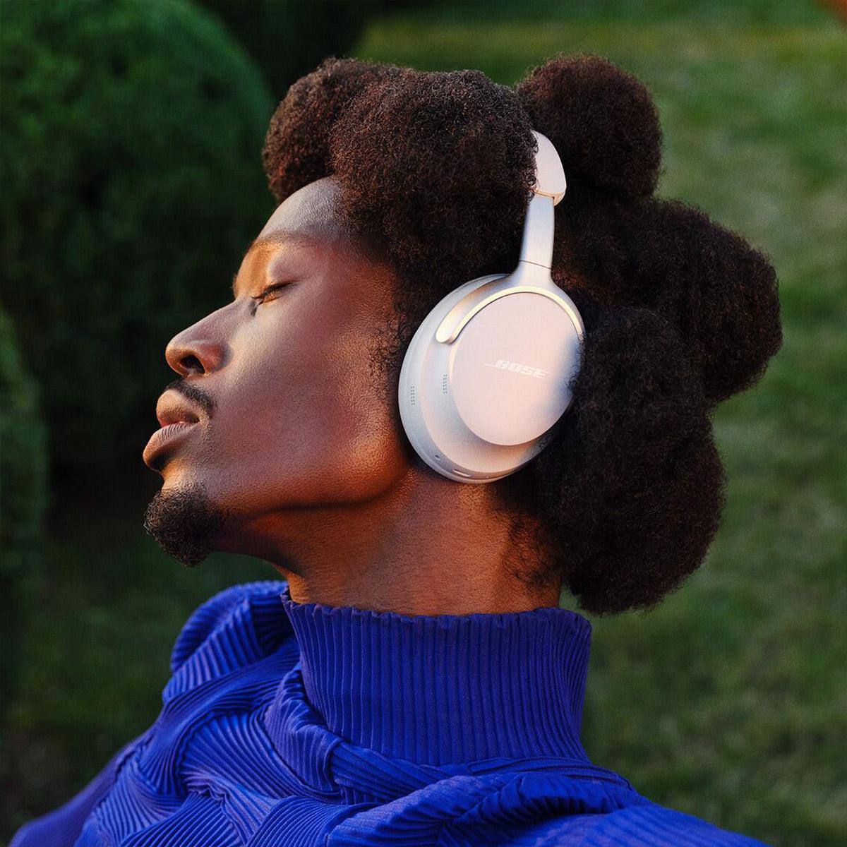 Bose QuietComfort Wireless Headphones vs Bose QuietComfort Ultra ...