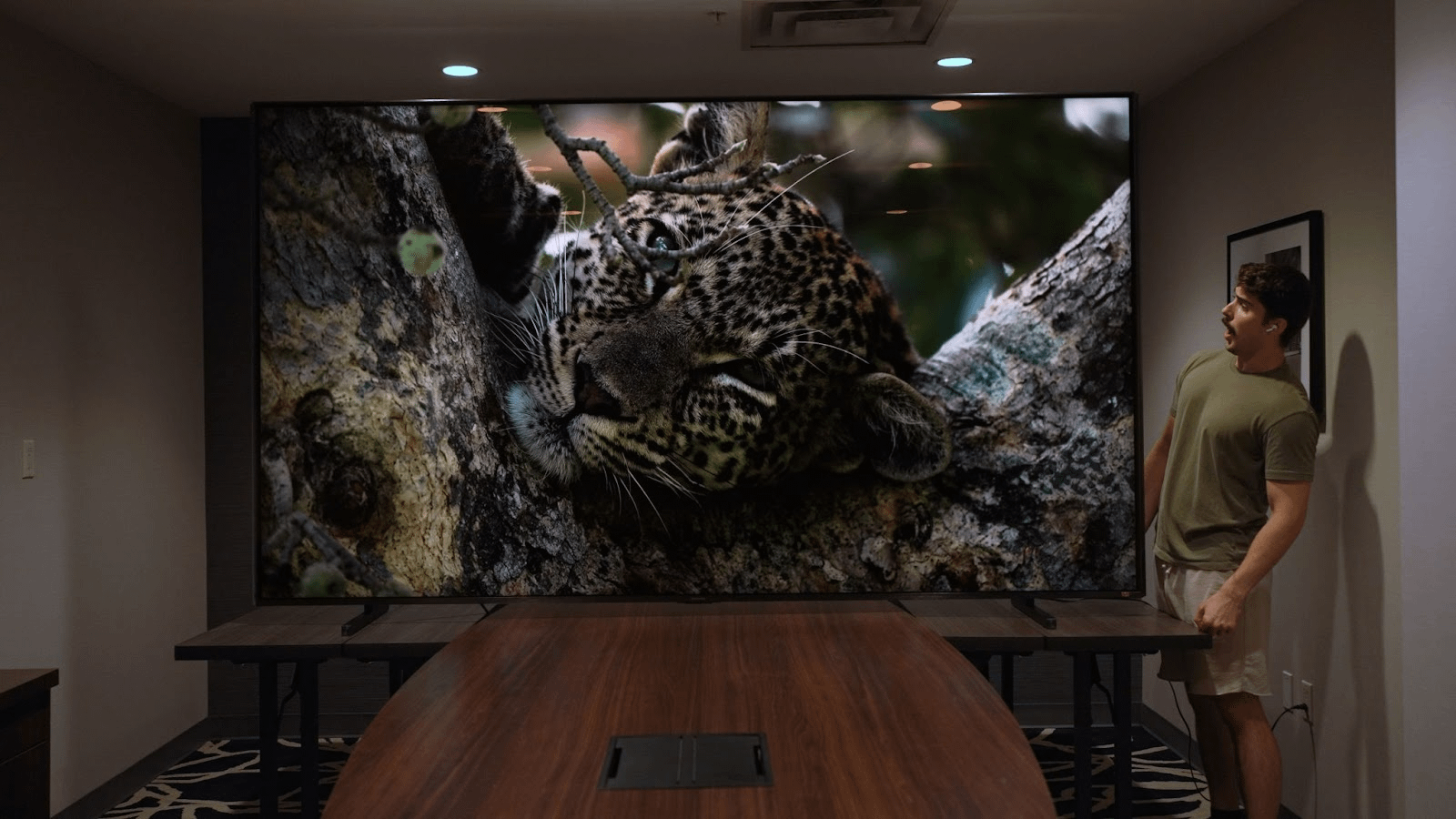 Hisense 116UX Review - The RGB Mini LED "OLED Killer" - HomeTheaterReview