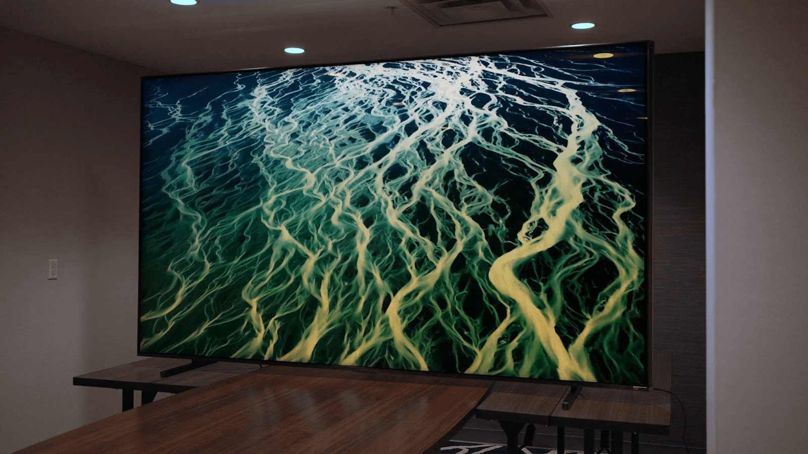 Hisense 116UX Review - The RGB Mini LED "OLED Killer" - HomeTheaterReview