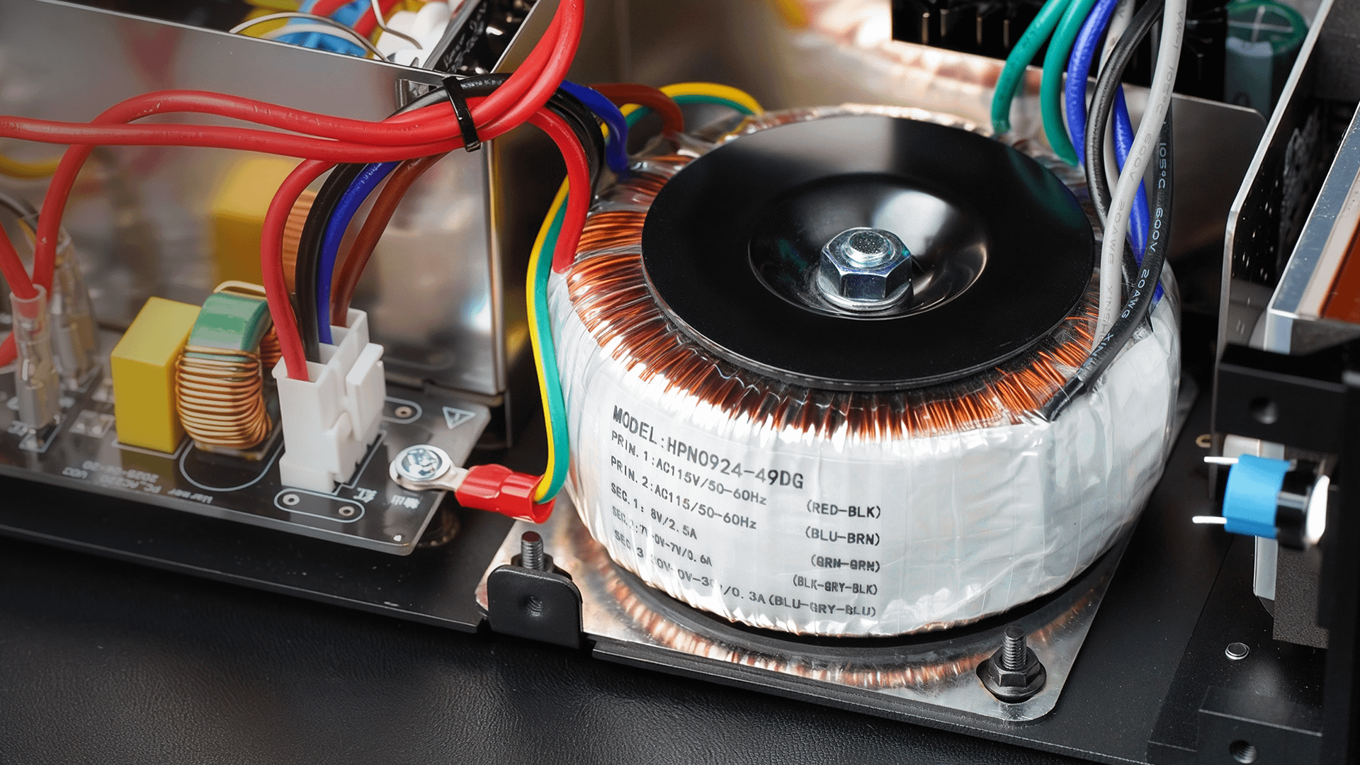 Warm Sound, Glowing Tubes, Retro Meters: Meet FiiO’s Most Playful DAC ...